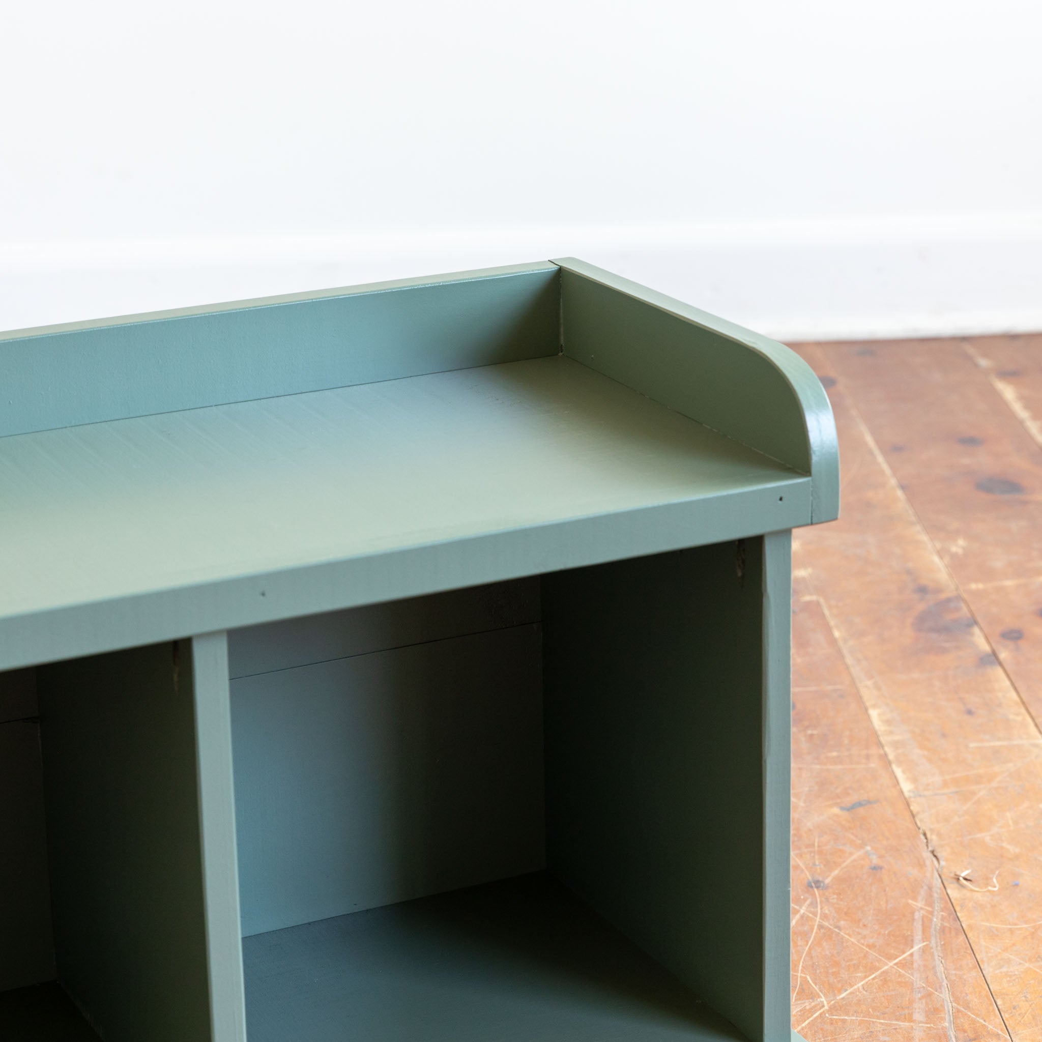 Cubby Bench in Vintage Blue/Black | The Emporium, Ottawa