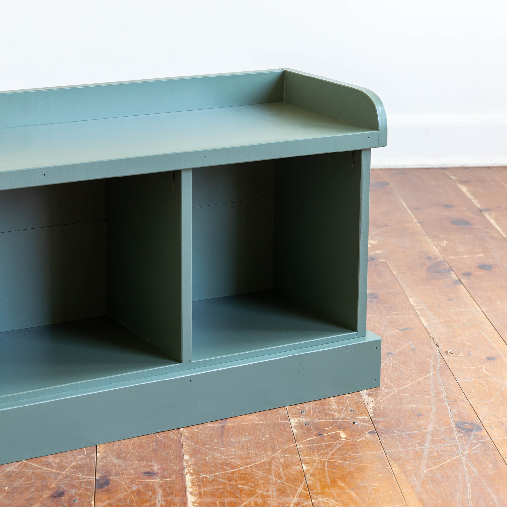 Cubby Bench in Vintage Blue/Black | The Emporium, Ottawa