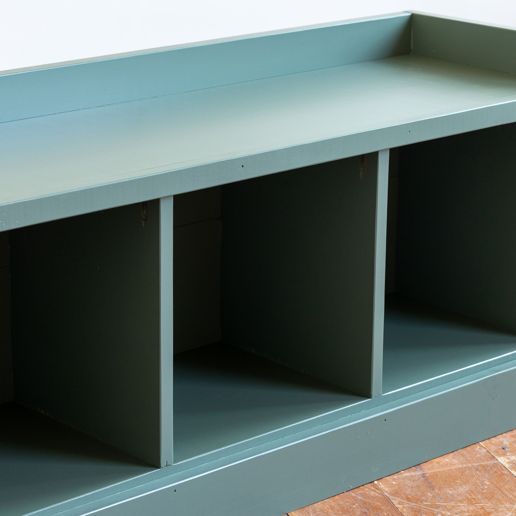 Cubby Bench in Vintage Blue/Black | The Emporium, Ottawa