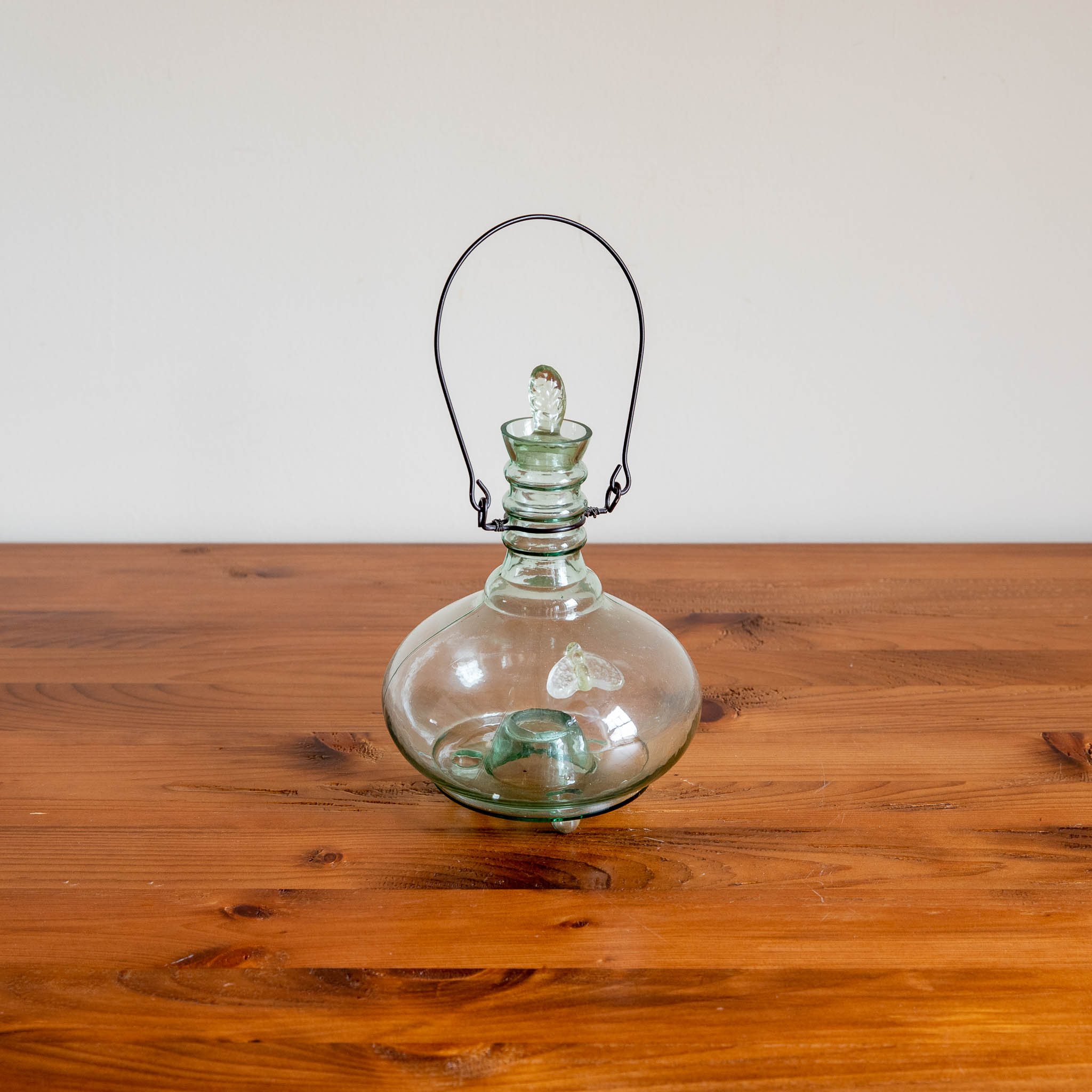 Bee Catcher – The Emporium