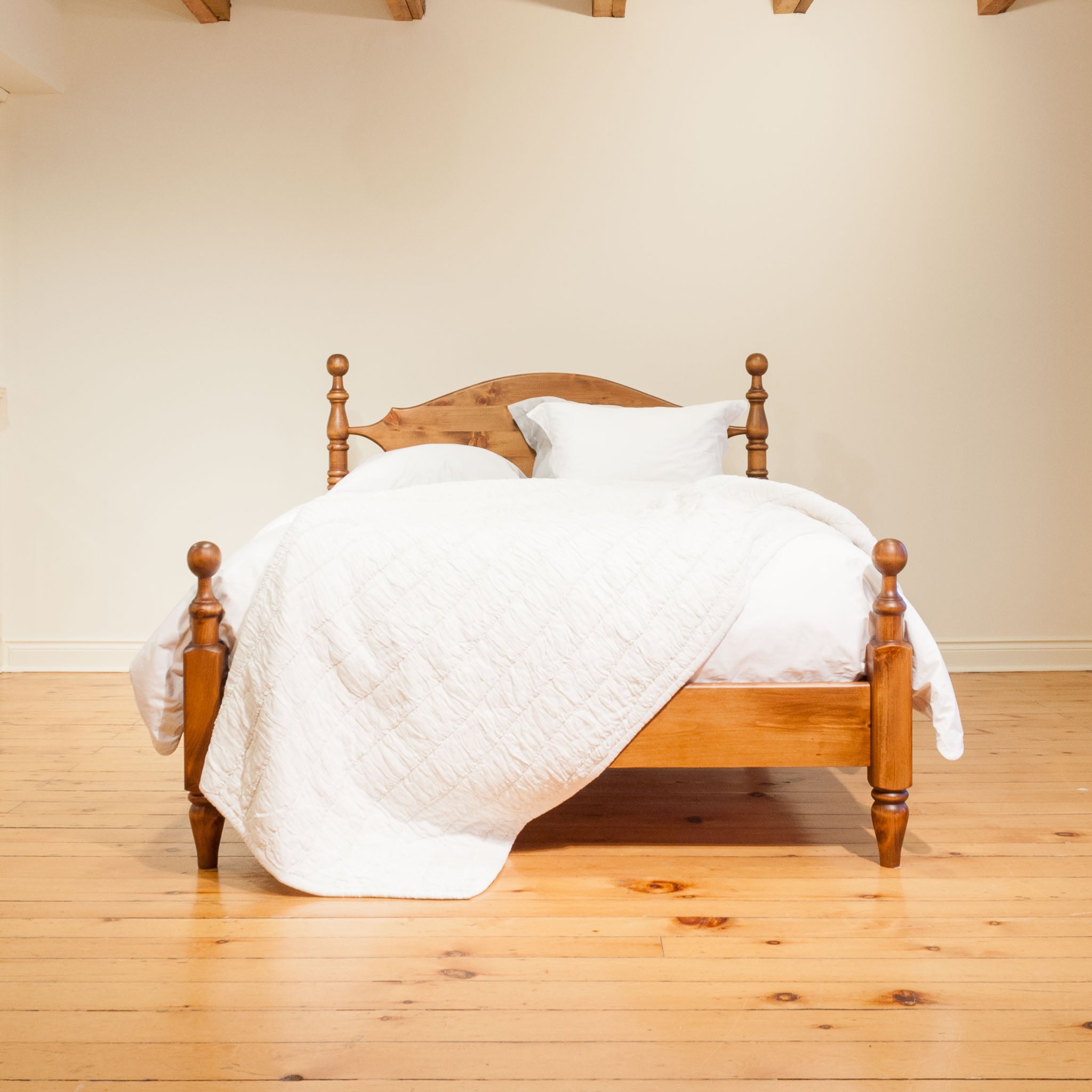 Cannonball Bed in Williams – The Emporium