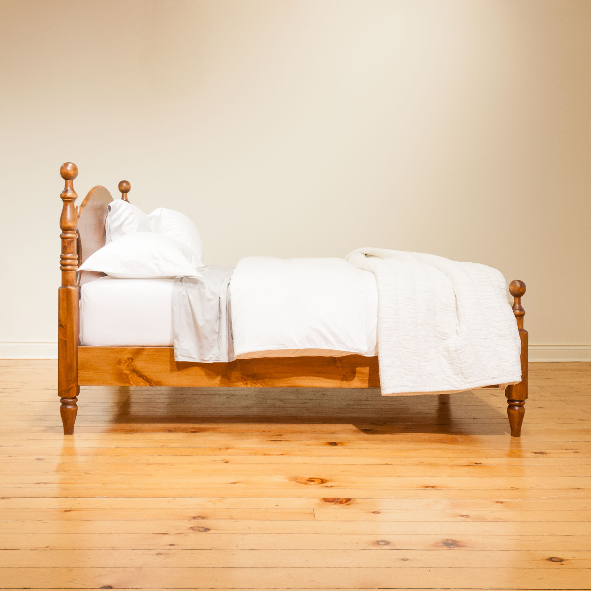 Cannonball Bed in Williams – The Emporium