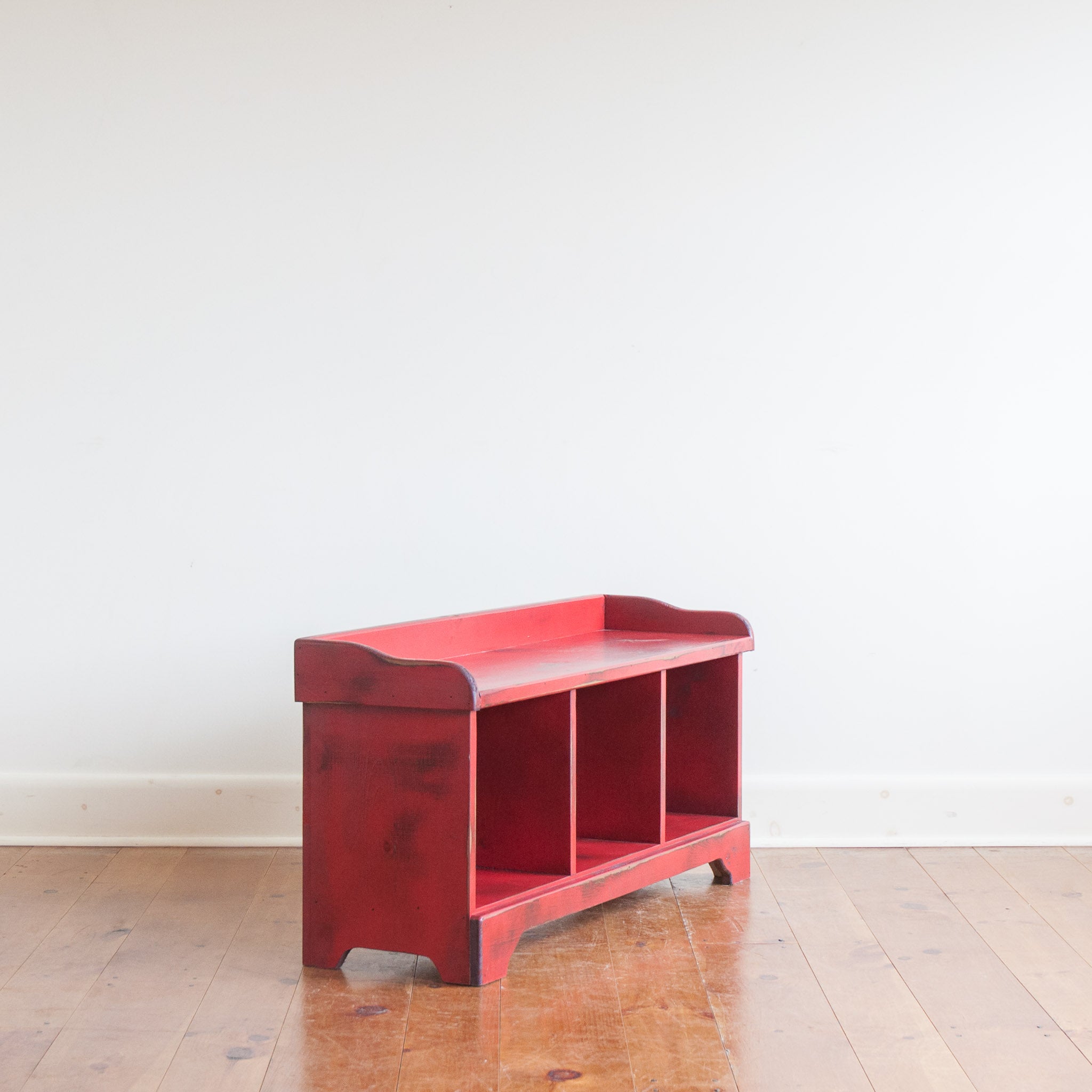 Cubby Bench in Vintage Red/Black | The Emporium, Ottawa