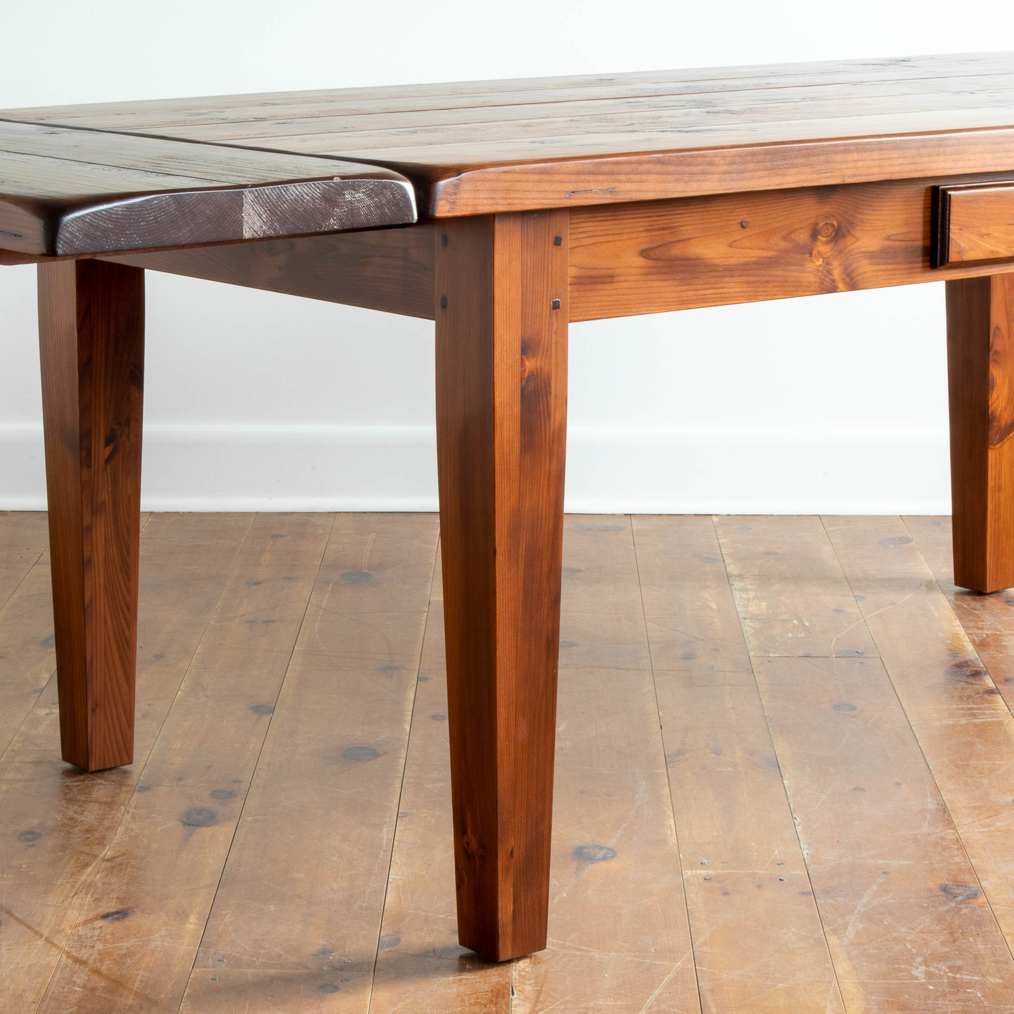 Houlden Table in Dark Williams – The Emporium