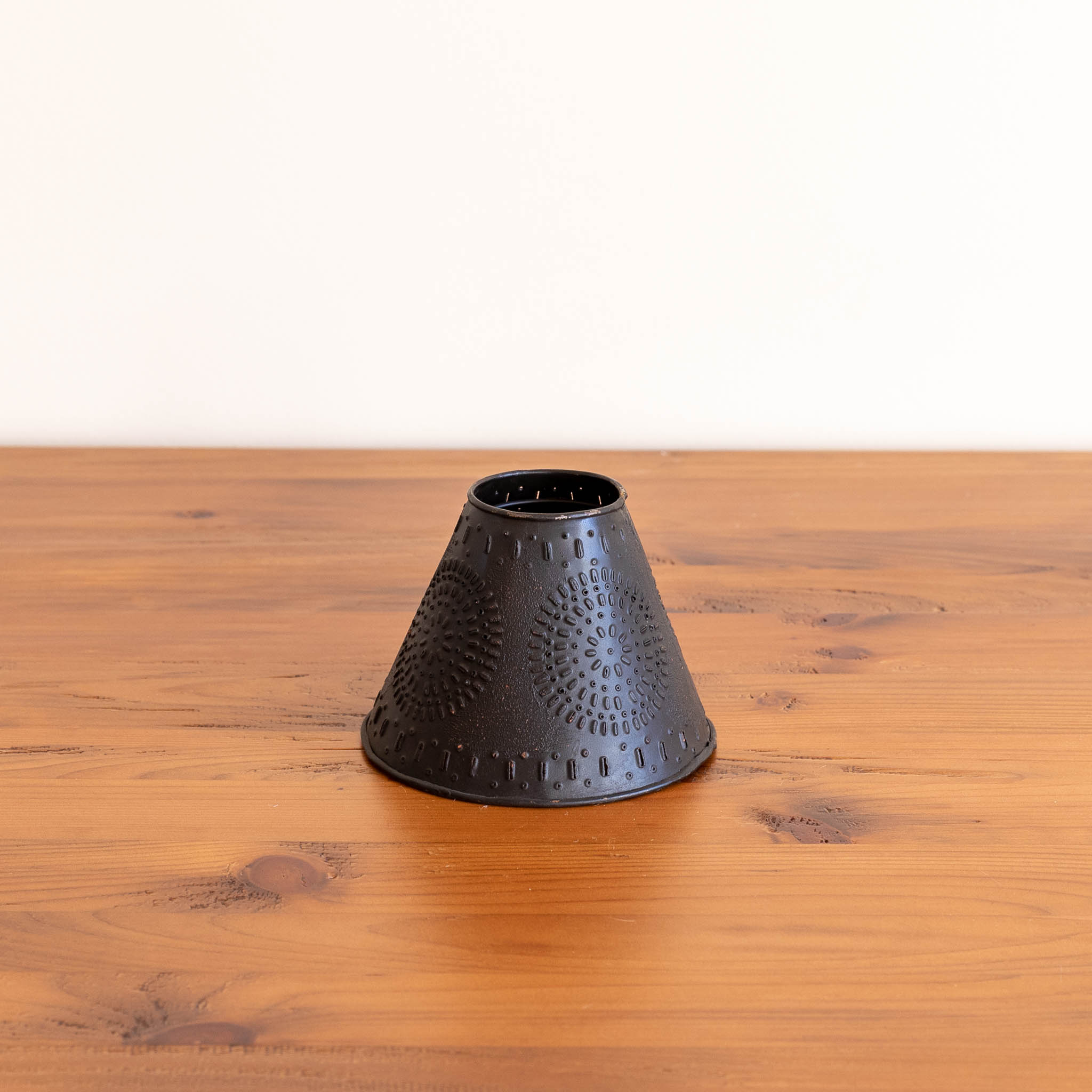 6" Black Metal Lamp Shade – The Emporium